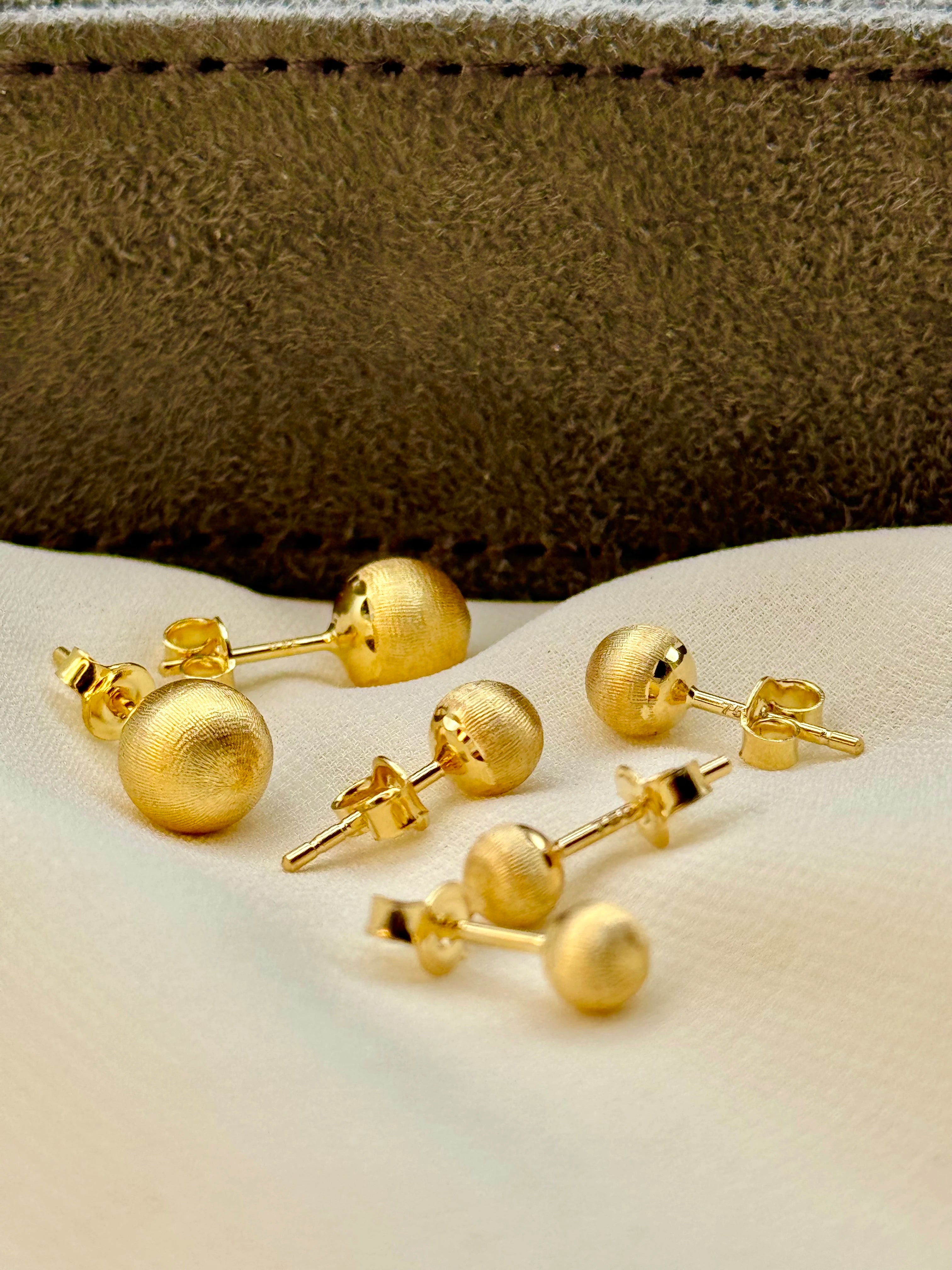 18K Gold Earrings Collection | Timeless Beauty - Finegold750